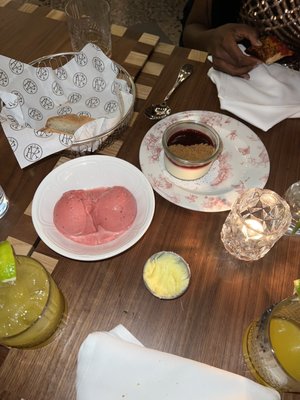 ROSEVALE COCKTAIL ROOM - 11 Photos - 305 W 48th St, New York, NY - Yelp