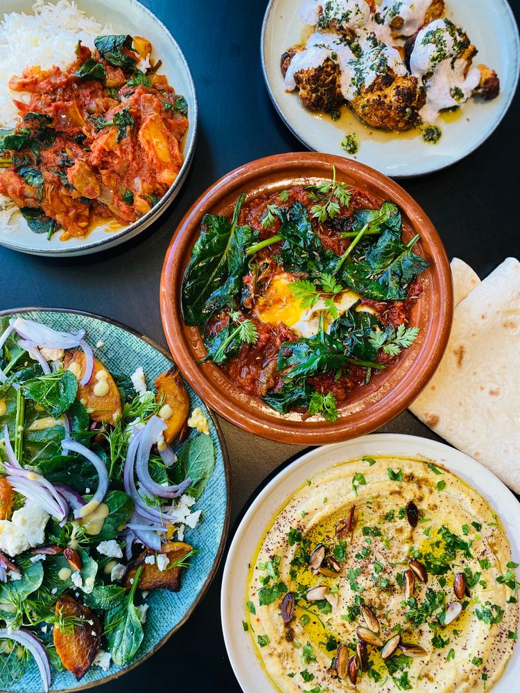 A BEAUTIFUL MESS - Updated December 2025 - Linnaeusstraat 89, Amsterdam ...