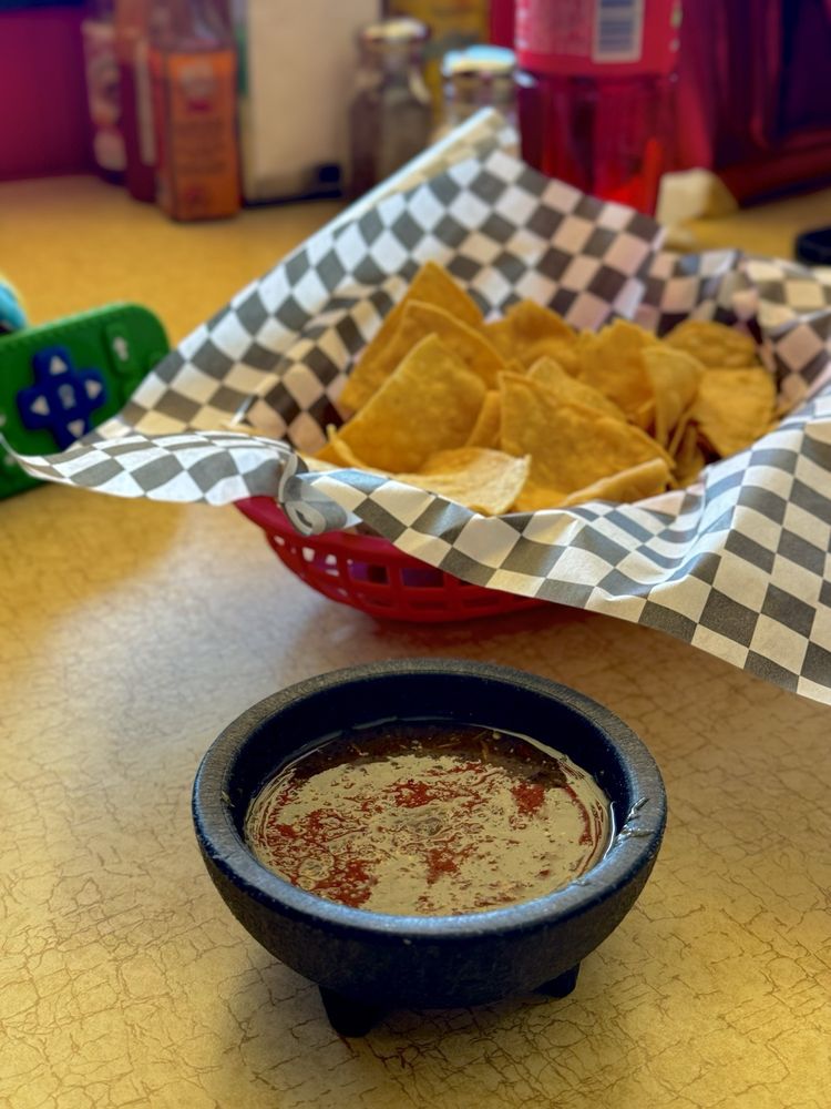 TAQUERIA ROJAS - Updated December 2024 - 16 Reviews - 3518 E Rte 66 ...