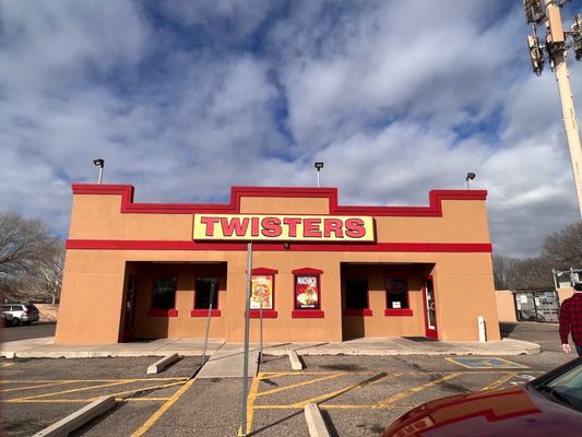TWISTERS BURGERS AND BURRITOS - Updated December 2025 - 334 Photos ...