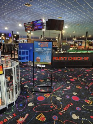 PINBALLZ LAKE CREEK - Updated August 2024 - 457 Photos & 320 Reviews ...