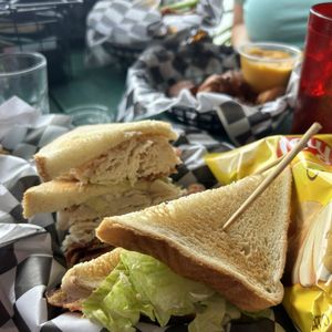 BIRD RIVER INN CRAB HOUSE - Updated October 2025 - 58 Photos & 52 ...