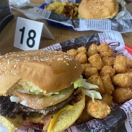 HIPPO BURGERS - Updated August 2025 - 68 Photos & 70 Reviews - 6184 Hwy ...