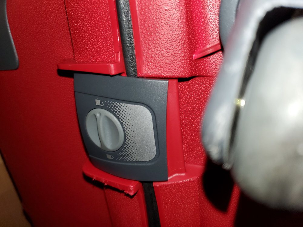 SAMSONITE OUTLET - Updated October 2025 - 12 Photos - 915 Ridgewalk ...