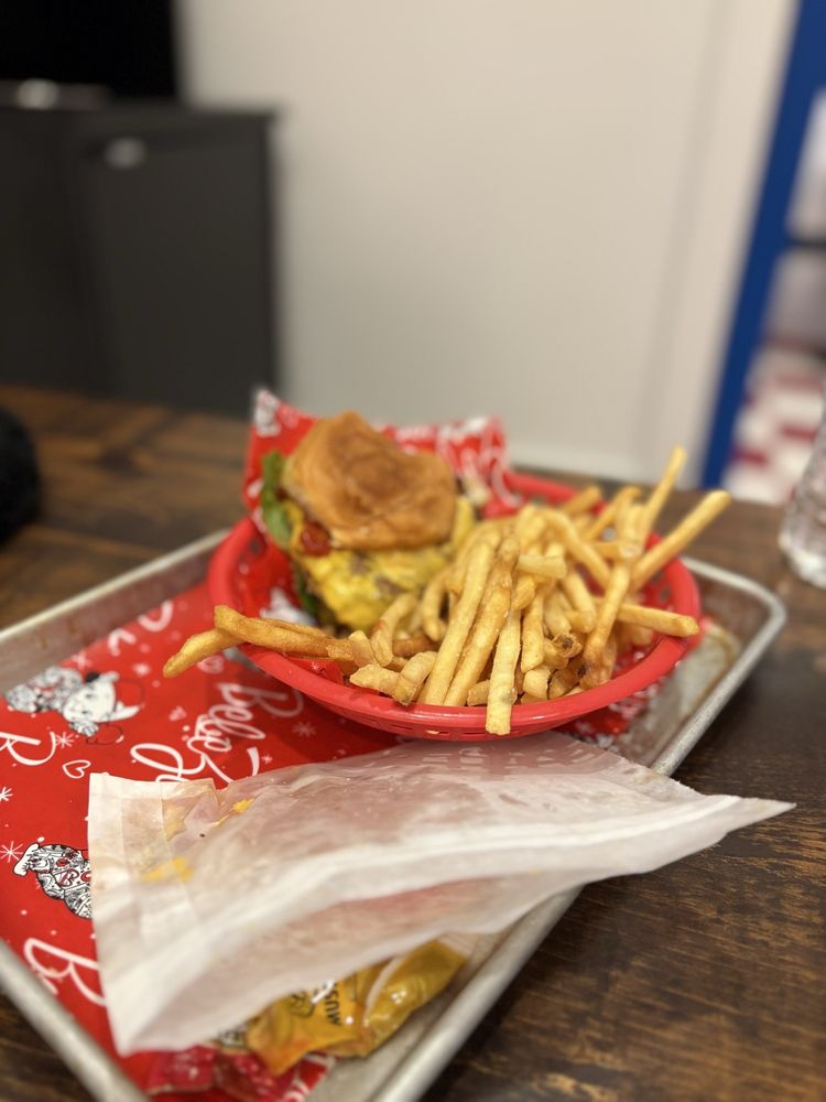 BEBE ZITO ICE CREAM & BURGERS - Updated November 2025 - 17 Reviews & 35 ...