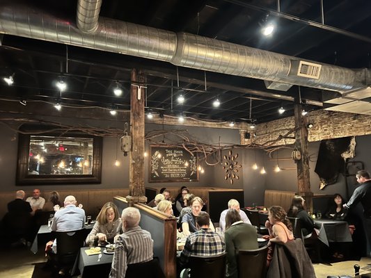 HAMILTON’S URBAN STEAKHOUSE AND BOURBON BAR - Updated December 2025 ...