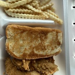 RAISING CANE’S CHICKEN FINGERS - Updated July 2025 - 94 Photos & 45 ...