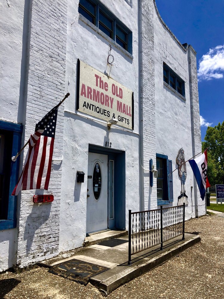 OLD ARMORY MALL - CLOSED - Updated November 2024 - 812 N McKenzie St ...
