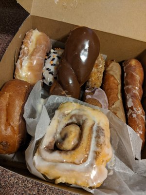 MAZZOA DONUTS - 332 Photos & 412 Reviews - 5180 Blue Diamond Rd, Las ...