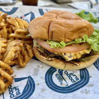 PAPA SURF BURGER BAR - Updated January 2026 - 104 Photos & 94 Reviews ...
