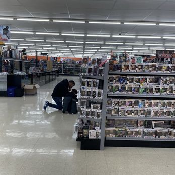 THE TOY PIT - Updated December 2025 - 208 Photos & 58 Reviews - 3827 N ...