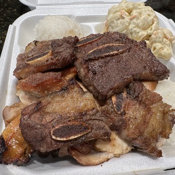 MATIKI ISLAND BBQ - 1626 Photos & 1932 Reviews - 3070 W Lincoln Ave ...