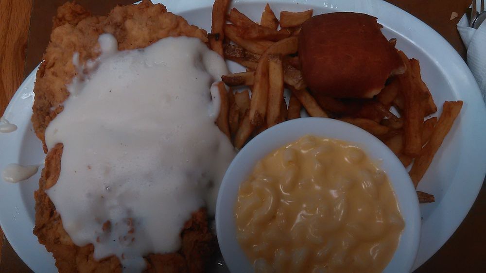 PTS FAMILY RESTAURANT - 37 Photos & 63 Reviews - 501 S Broadway St, Oak ...