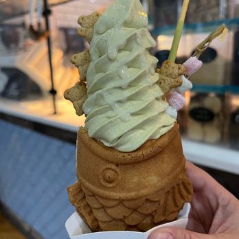 HELADO TAIYAKI - TEMP. CLOSED - Updated December 2025 - 260 Photos ...
