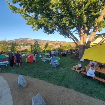 PHOODERY - Updated October 2025 - 69 Photos & 49 Reviews - 208 N Main ...