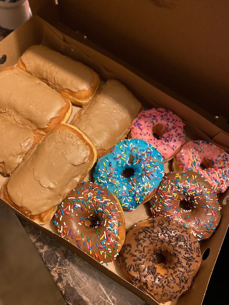 DONUT PARADE - Updated February 2025 - 119 Photos & 198 Reviews - 2152 ...