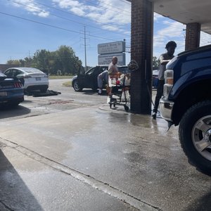 GREEN CLEAN EXPRESS AUTO WASH - Updated May 2025 - 14 Photos - 4769 ...