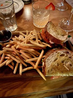 AMERICANO LINCOLN PARK - Updated December 2024 - 60 Photos & 53 Reviews ...