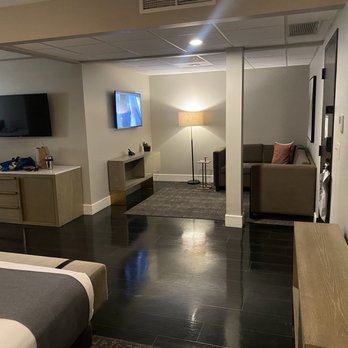 THE DELANEY HOTEL - Updated July 2025 - 109 Photos & 52 Reviews - 1315 ...