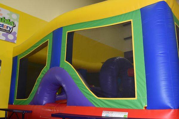 THE INFLATABLE FUN FACTORY - Updated July 2024 - 29 Photos - 6600 Frito ...