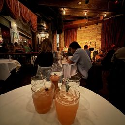 THE BEEHIVE - Updated May 2025 - 1465 Photos & 2558 Reviews - 541 ...