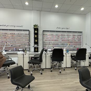 V V NAILS AND SPA - Updated September 2025 - 80 Photos & 142 Reviews ...
