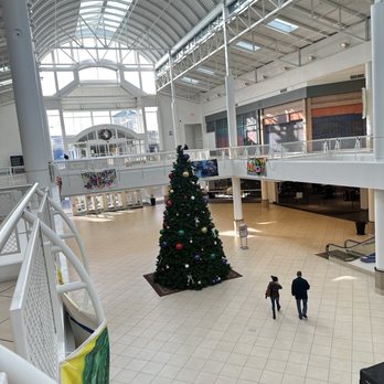 SAMANEA MALL - Updated April 2025 - 33 Photos & 10 Reviews - 1500 Old ...