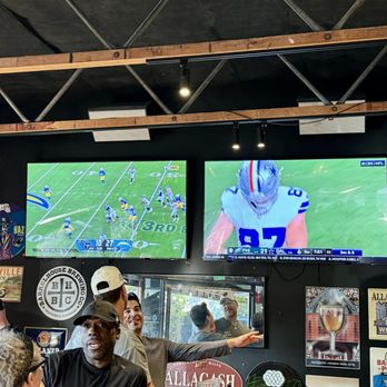 33 TAPS-SILVER LAKE - Updated July 2025 - 775 Photos & 704 Reviews ...