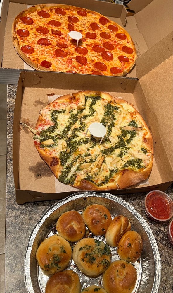 RIZZO’S PIZZA - Updated December 2025 - 415 Photos & 690 Reviews - 30 ...