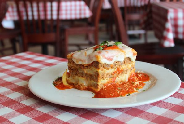 SQUISITO PIZZA & PASTA - Updated December 2025 - 133 Photos & 196 ...