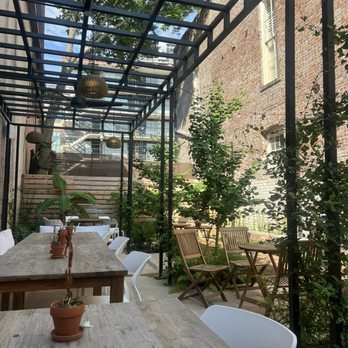 MUDHOUSE SPECIALTY COFFEE ROASTERS - Updated July 2025 - 80 Photos & 50 ...