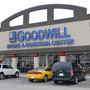 GOODWILL THRIFT STORE & DONATION CENTER - Updated August 2025 - 4605 NW ...
