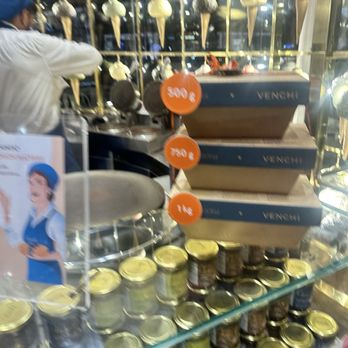 VENCHI - Updated May 2025 - 283 Photos & 165 Reviews - 1796 Broadway ...