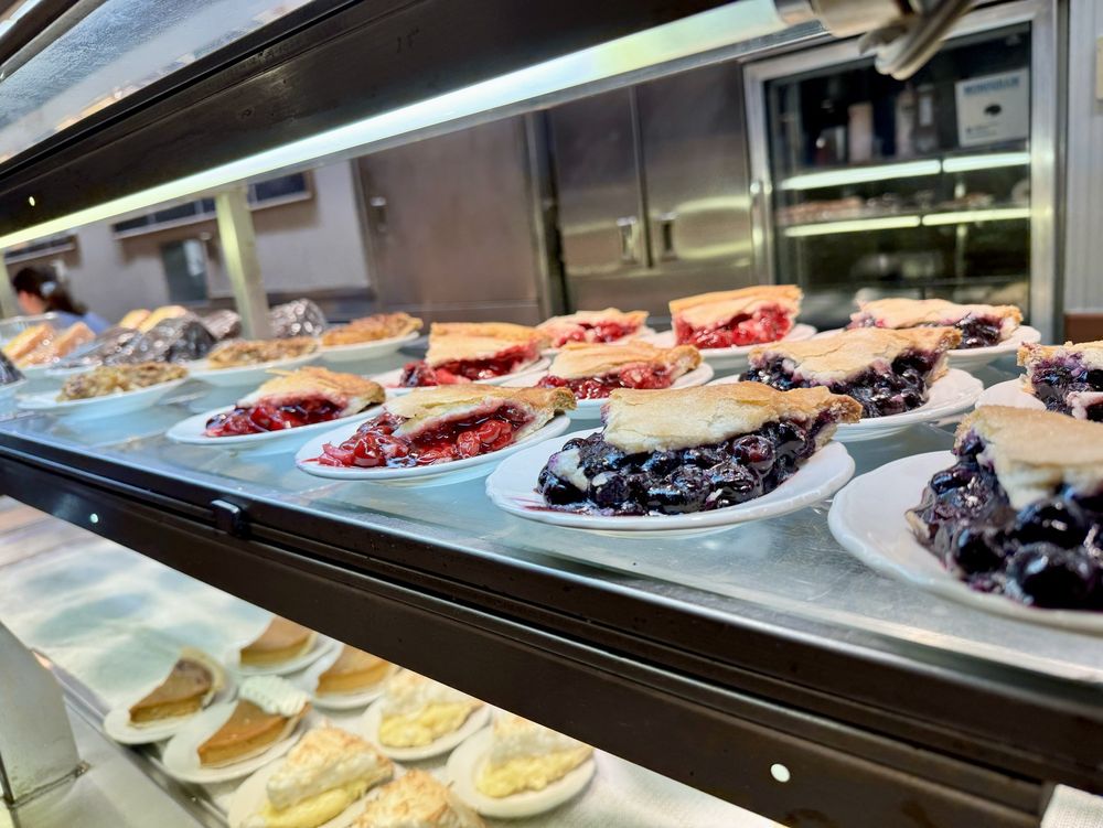 MCL RESTAURANT & BAKERY - Updated October 2025 - 14 Photos & 21 Reviews ...