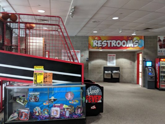 BRANCH BROOK PARK ROLLER SKATING CENTER - 36 Photos & 36 Reviews ...