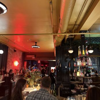 VIA VECCHIA - Updated 05/2025 - 618 Photos & 364 Reviews - 10 Dana St ...