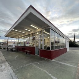 VILLAGE DRIVE-IN - Updated July 2025 - 168 Photos & 383 Reviews - 3810 ...