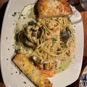 SUR AT THE BARNYARD - 1710 Photos & 1221 Reviews - 3601 The Barnyard ...