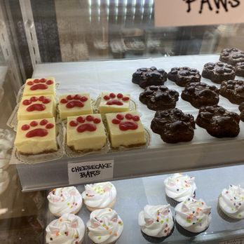 THE CATTITUDE CAFE - Updated January 2026 - 27 Photos - 225 E 11th St ...