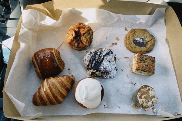 SUGARBLOOM BAKERY - 44 Photos & 18 Reviews - Bakeries - 4126 Verdugo Rd ...