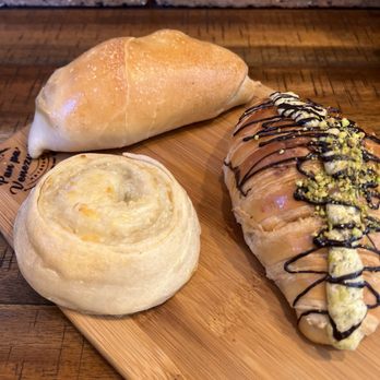 PAN PA VENEZUELA BAKERY - Updated December 2025 - 84 Photos & 38 ...