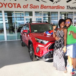 TOYOTA OF SAN BERNARDINO - 171 Photos & 566 Reviews - 650 W Auto Center ...