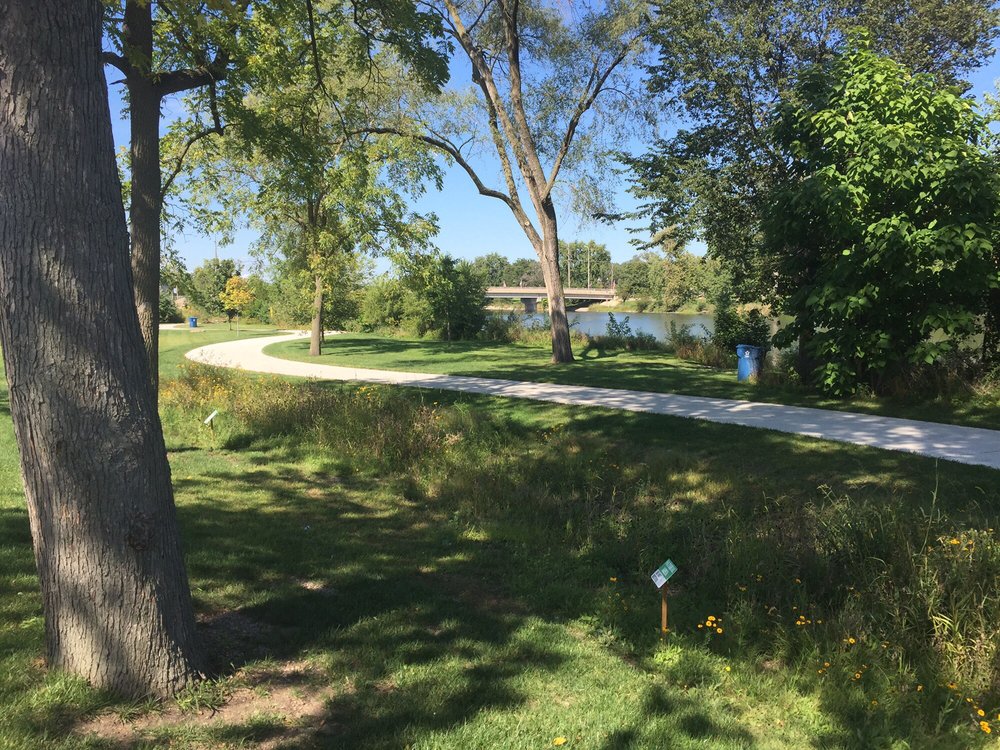 THE VILLAGE OF SOUTH ELGIN - Updated July 2024 - 13 Photos - 10 N Water ...