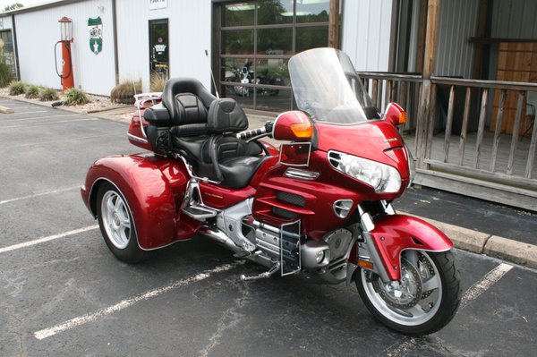 PICKLES GAP CYCLE SHACK - Updated January 2026 - 10 Photos - 286 Hwy 65 ...