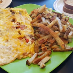 THE WHITE SPOT CAFE - Updated August 2025 - 227 Photos & 253 Reviews ...