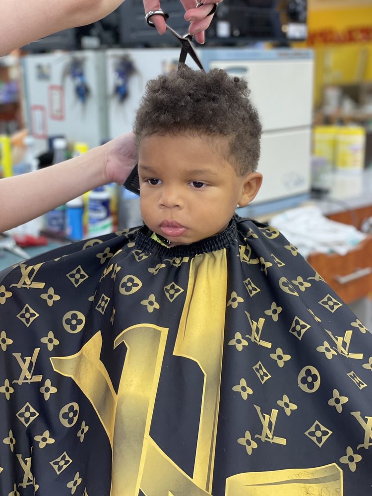 LV BARBER - Updated August 2024 - 103 Photos & 72 Reviews - 809 W Broad St, Falls Church ...