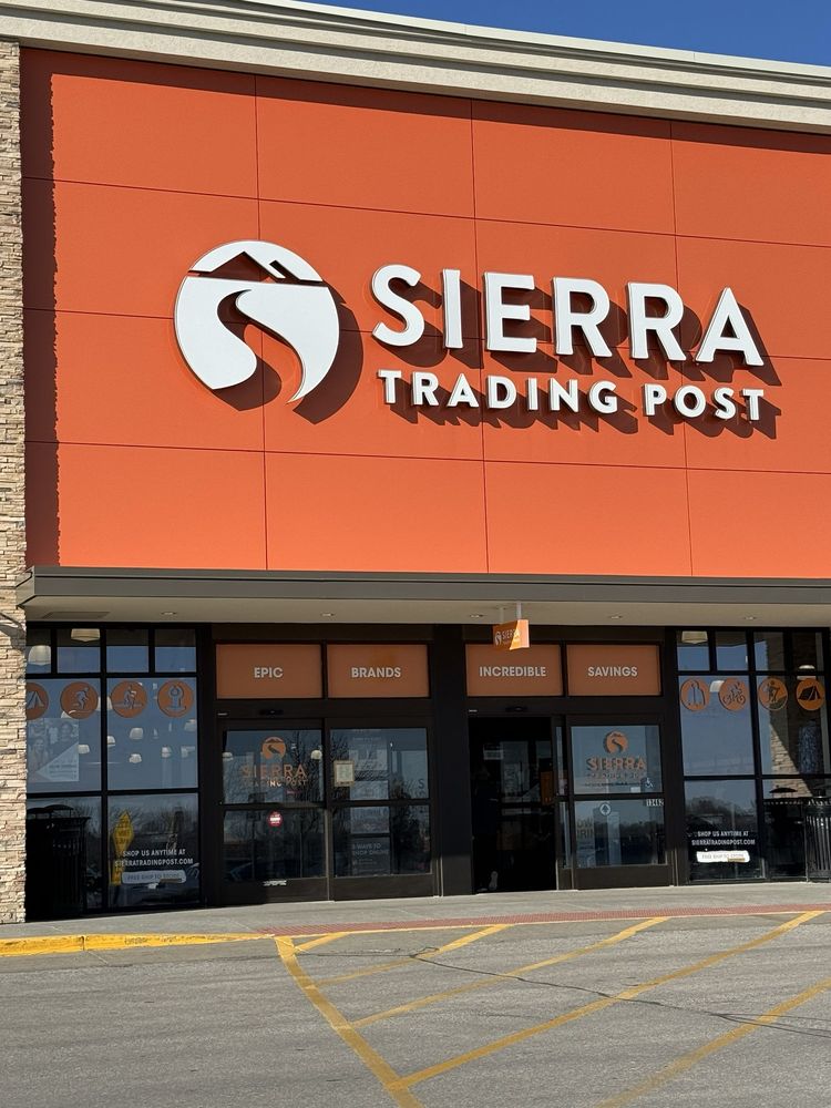 SIERRA - Updated April 2026 - 11 Photos & 10 Reviews - 13462 W Maple Rd ...
