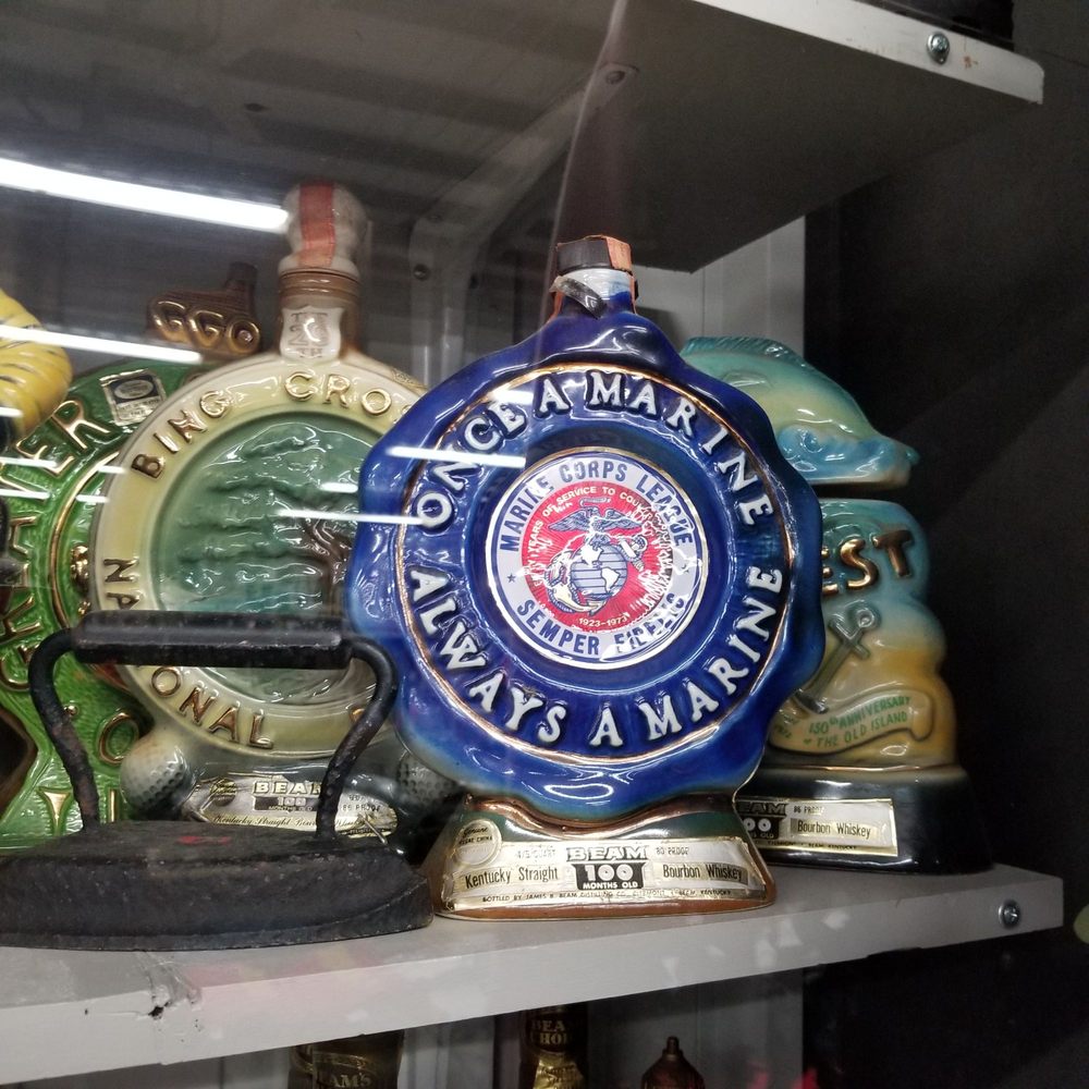 SAIGON SAM’S MILITARY SURPLUS - 14 Photos - 1970 Wilmington Hwy ...