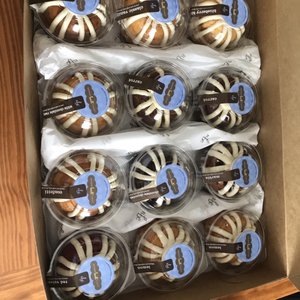 NOTHING BUNDT CAKES - 19 Photos - 2476 Wabash Ave, Springfield ...
