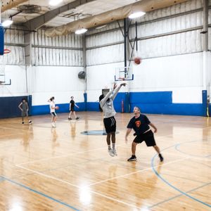 CRUNCH FITNESS - Updated December 2025 - 301 Veterans Pkwy, Normal ...